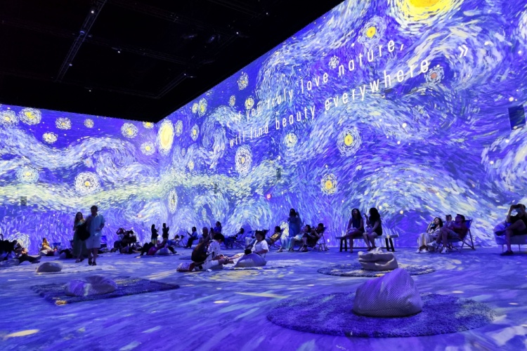 The Evolution of Digital Art from Yesterday to Today - Pera Palace Hotel